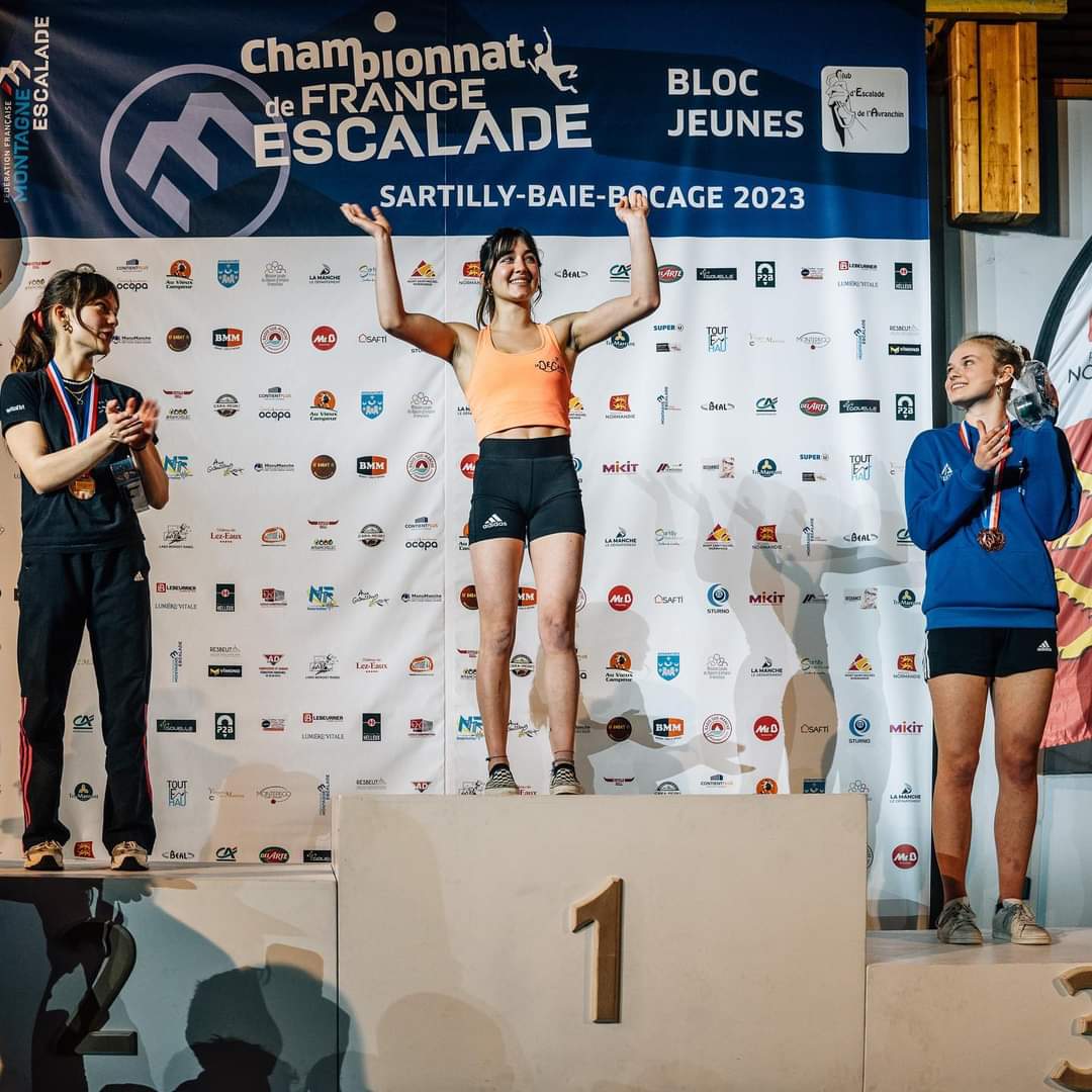 1+1 = 2 Champions de France Blocs Jeunes - Actualité - FFME 69